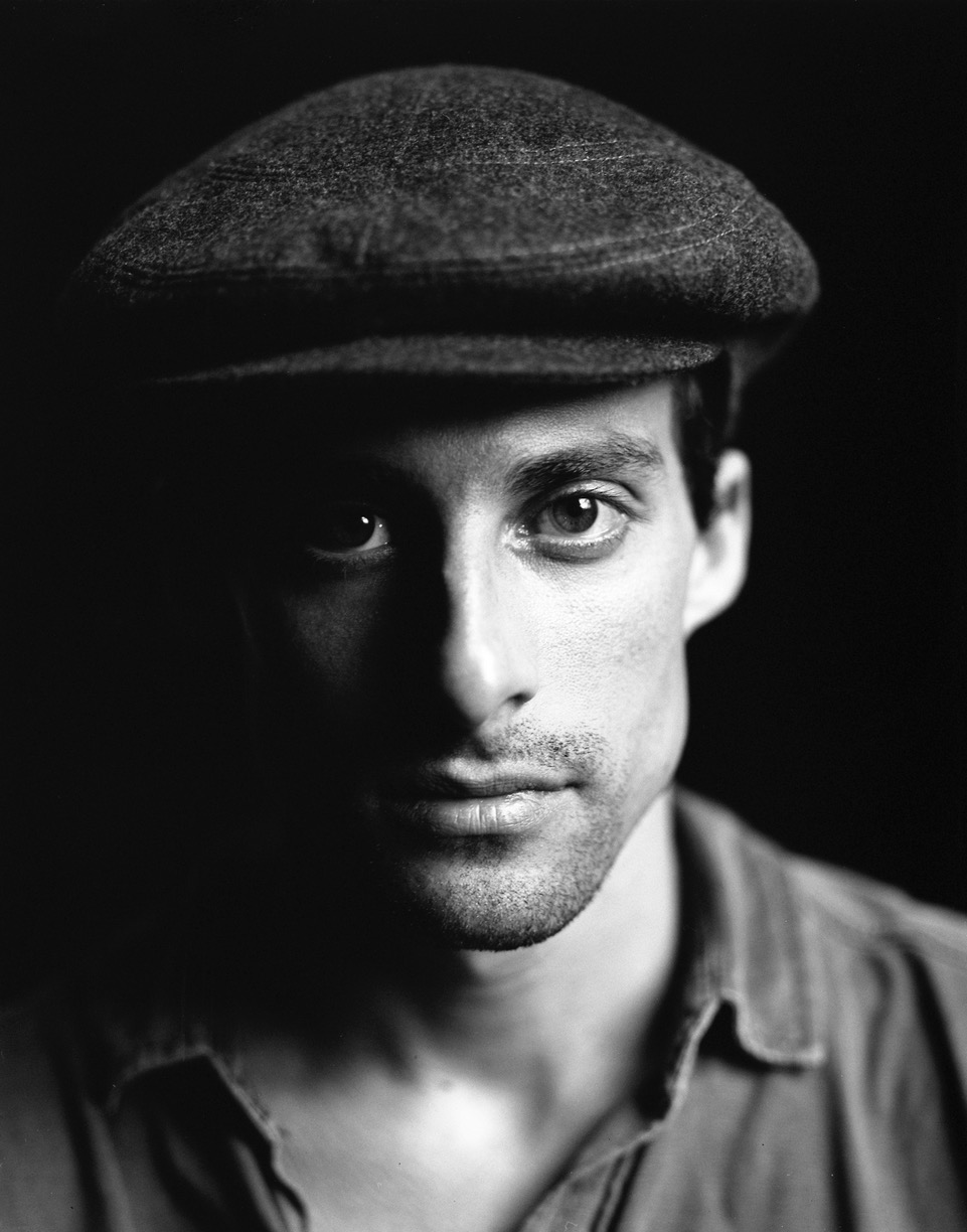 Bilder von Europa aus dem Inneren von Moscheen – Fotograf Marwan Bassiouni im Interview | Qiio ...